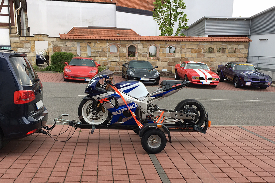 Motolug Deutschland, zusammenklappbare Motorradanhänger - Foto gallery